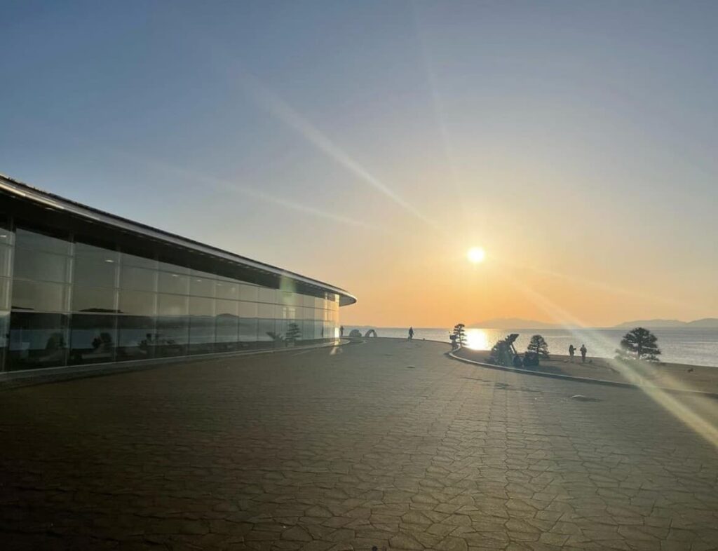 夕日の見える絶景スポット！島根観光におすすめの美術館｜女子ひとりブログ | amivlog